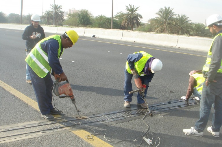 Road Safety and Road Conditions of Kuwait - KUWAIT UPTO DATE : KUWAIT ...