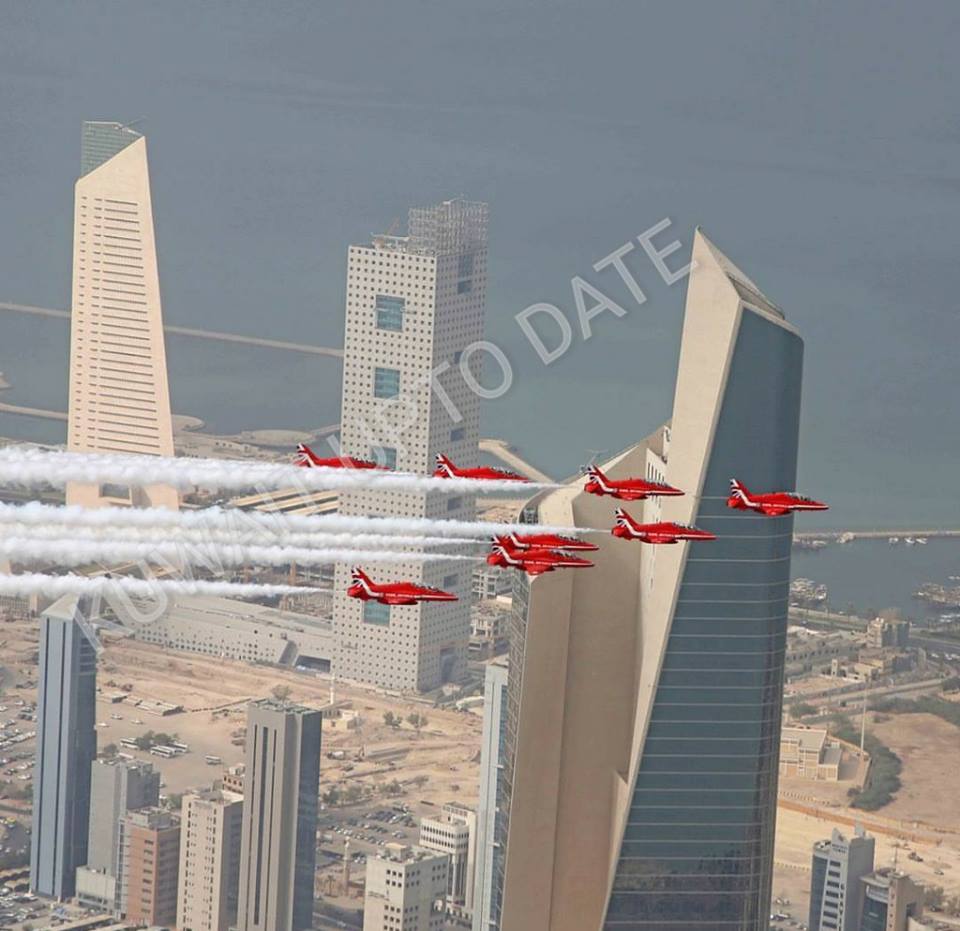 Red Arrows Sky Show - KUWAIT UPTO DATE : KUWAIT UPTO DATE