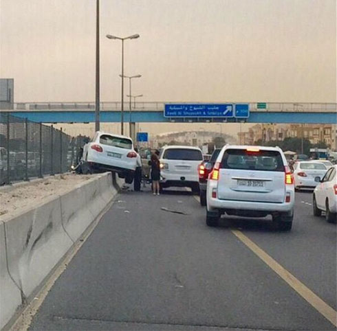 Abide by emergency lane rules - KUWAIT UPTO DATE : KUWAIT UPTO DATE